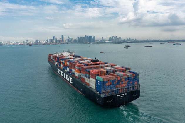 株式会社エレメントトレーディング｜自動車の販売・輸出・メンテナンスなどを行う車の総合商社